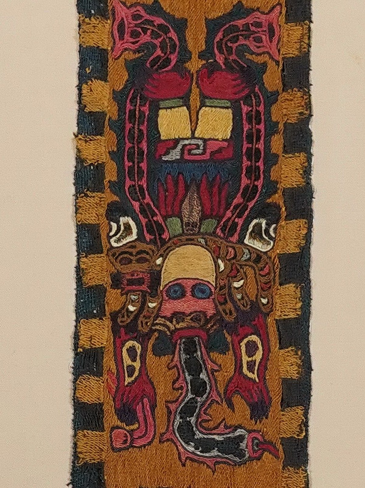 Peru | Paracas Border Section with Three Colorful Felines on Red Gound ...