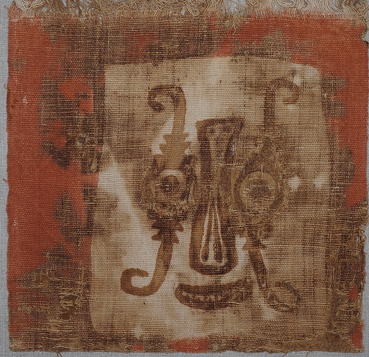 Peru | Paracas Ceramic Dish with Two Cats | | David Bernstein Pre ...